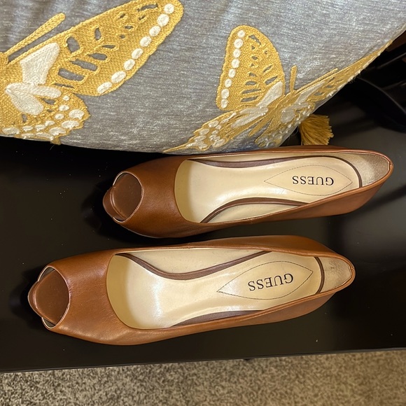 Shoes | Guess Beautiful Brown Peep Toe Platform Size 95 | Poshmark